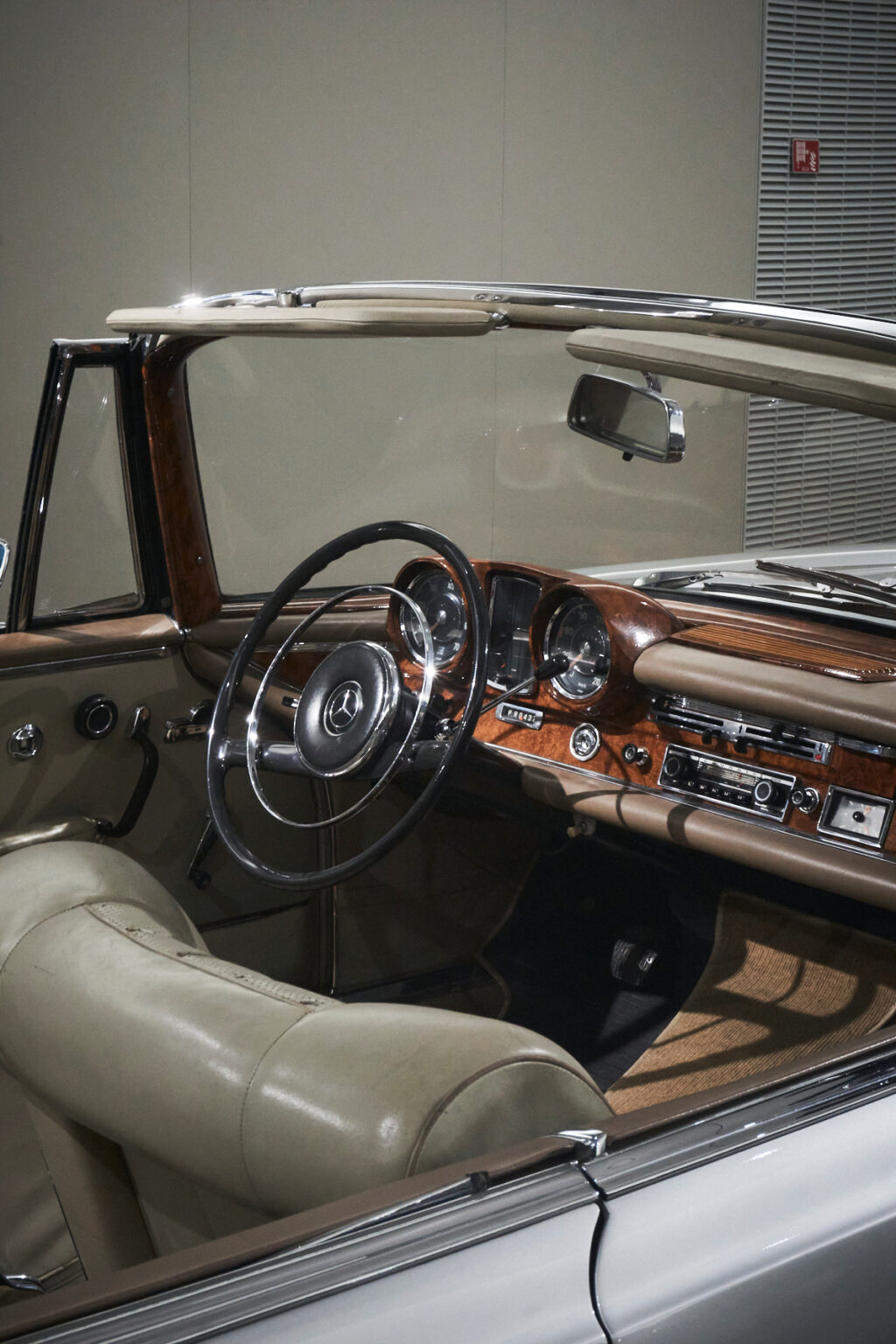 Coleção de Carros do Mónaco: Visitar - Rota do Amanhã